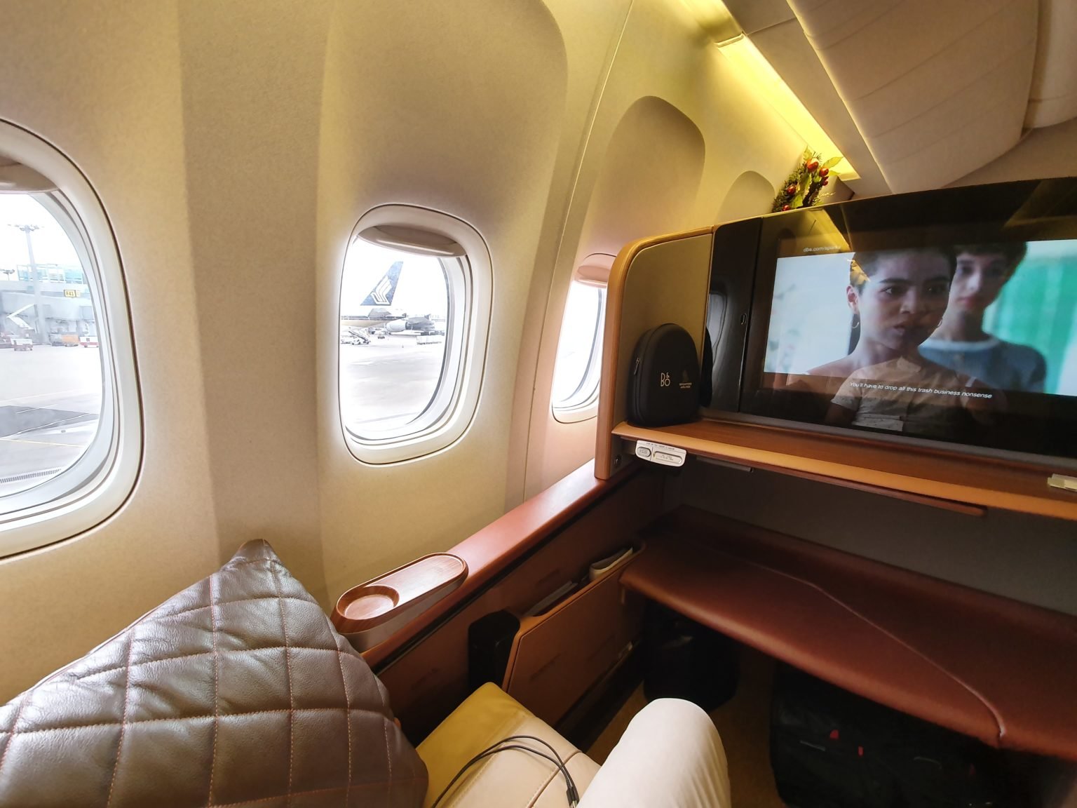 Super Attentive Singapore Airlines First Class To Brunei - Wander Up Front