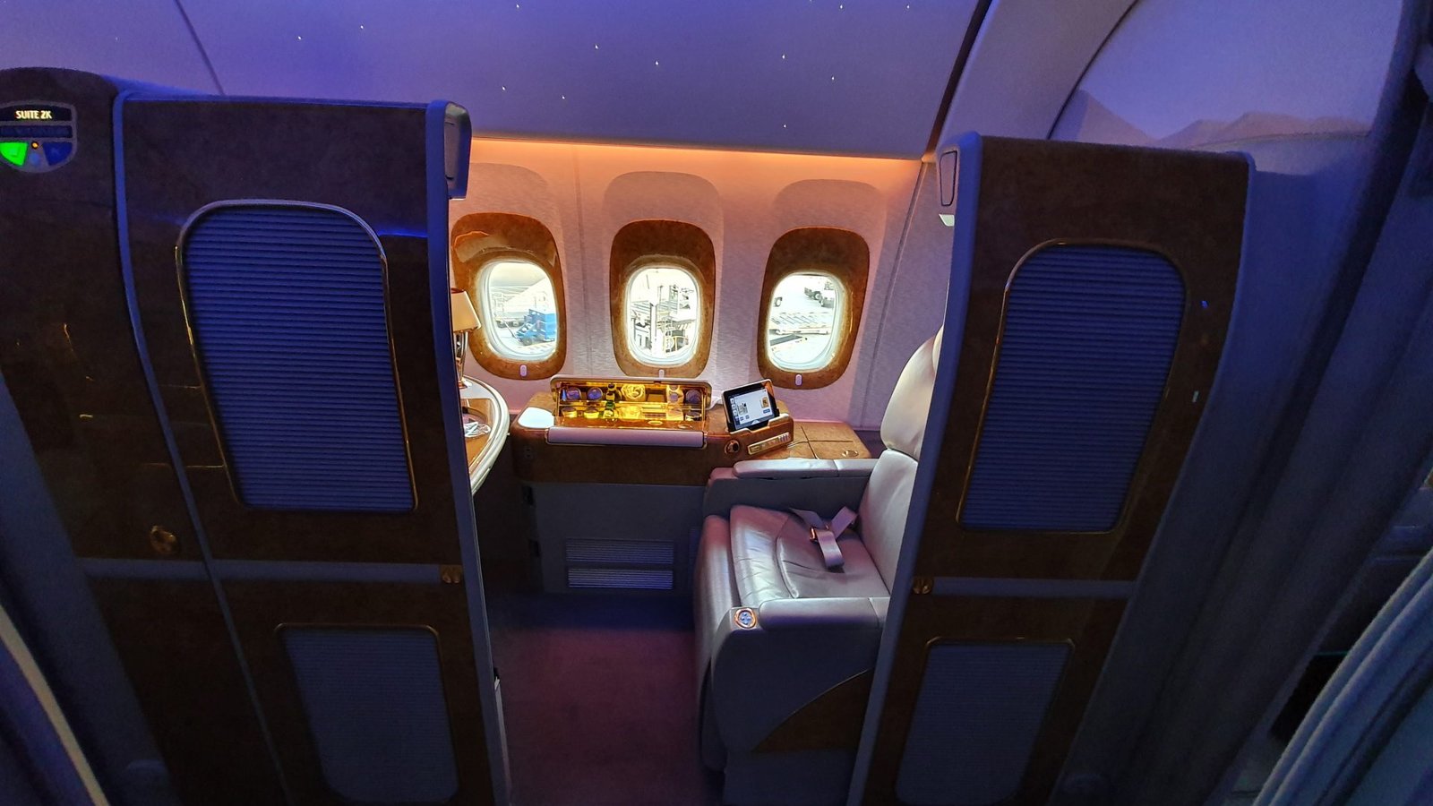Emirates First Class Seats Emirates New 777 First Class Suites Review