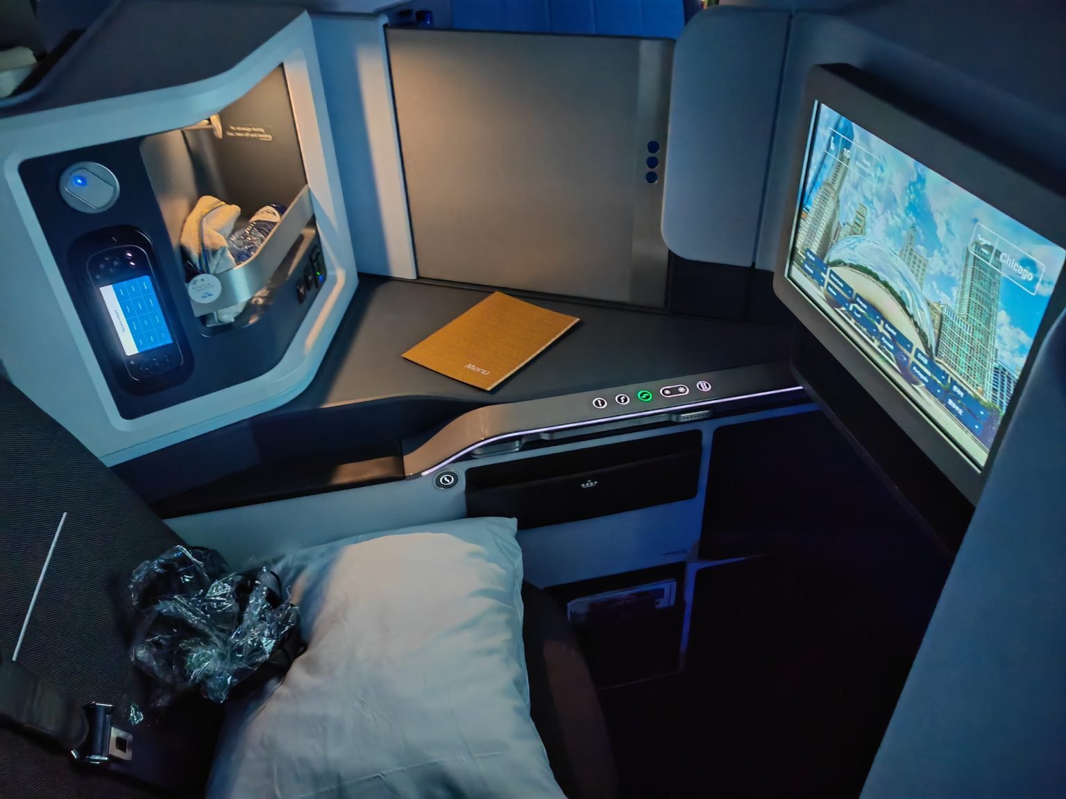 Going Dutch: KLM 787-10 World Business Class - Wander Up Front
