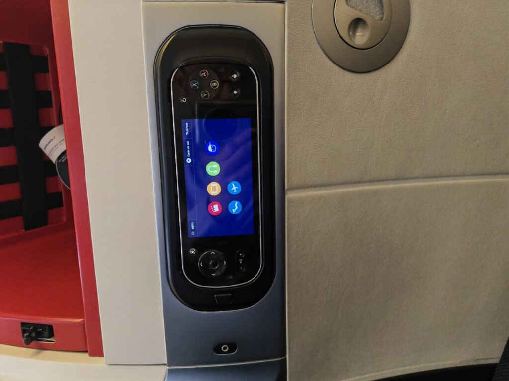 French Chic: Allure Of Air France Business Class 777 - Wander Up Front