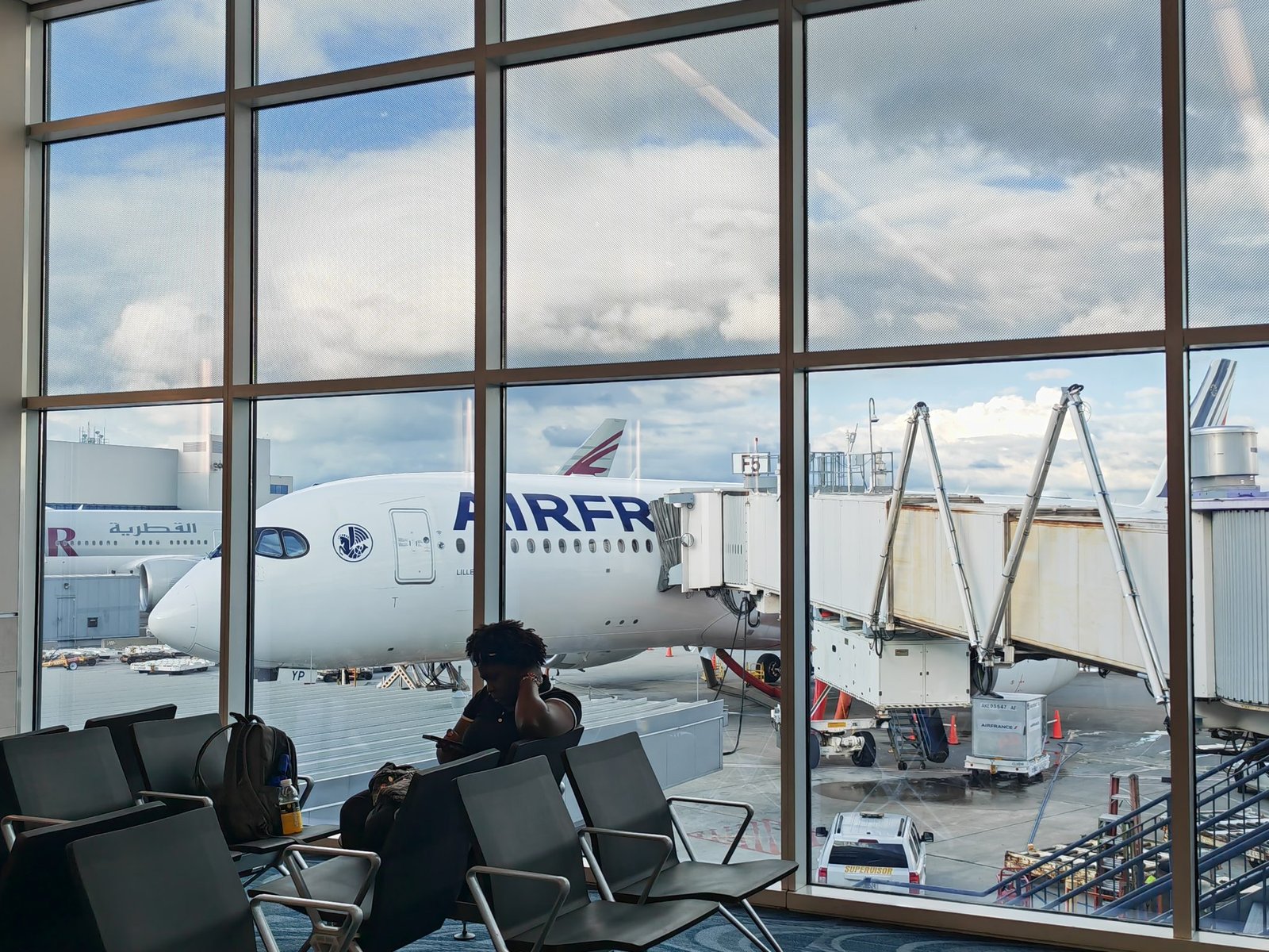 Overrated? Air France A350 Business Class Atlanta To Paris - Wander Up ...