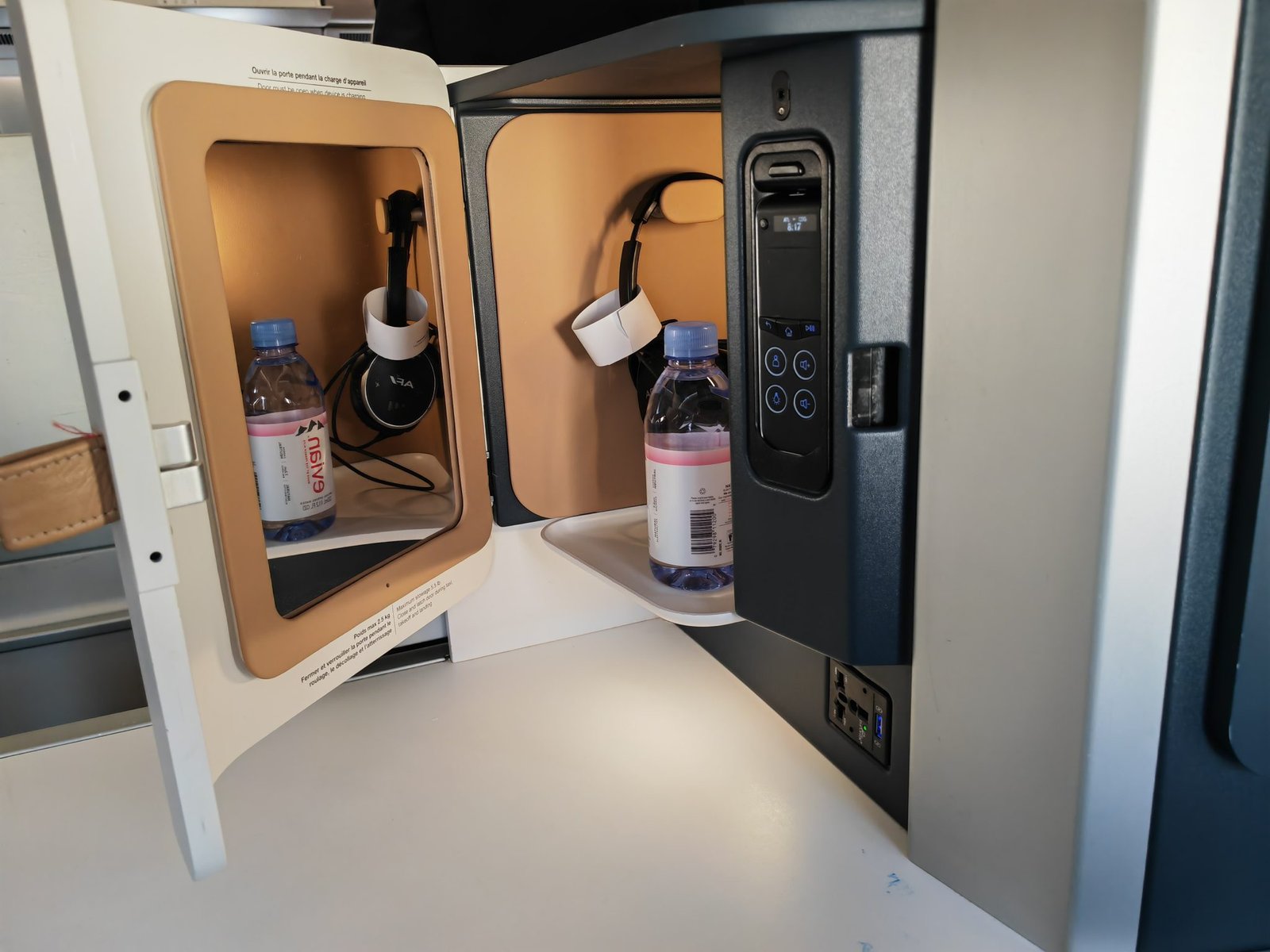 Overrated? Air France A350 Business Class Atlanta To Paris - Wander Up ...