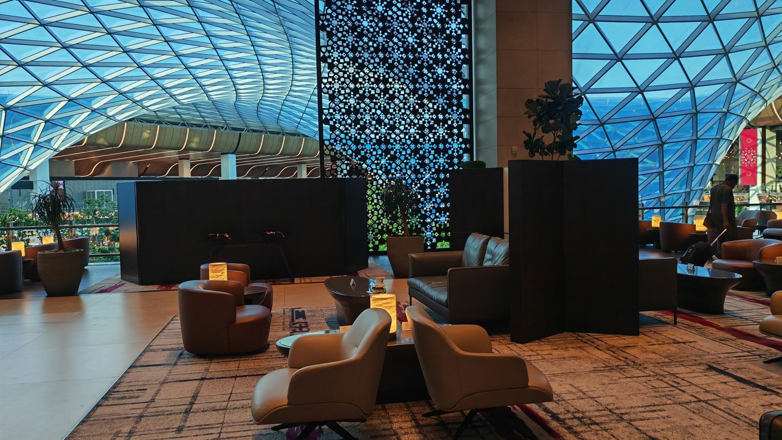 A Must See: The Stunning Al Mourjan Garden Lounge - Wander Up Front