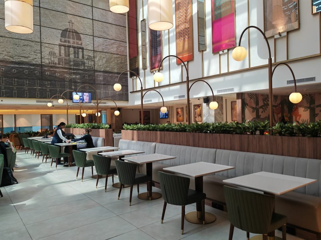 Encalm Privé Lounge New Delhi - Wander Up Front