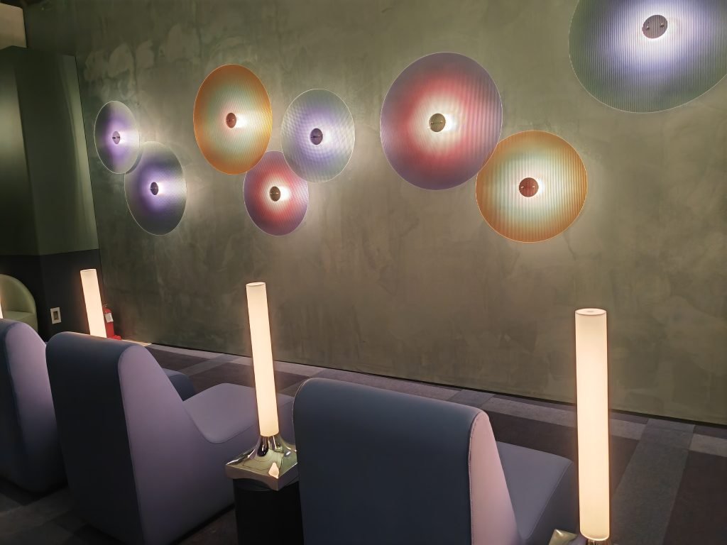 World's First: Oneworld Lounge Seoul Review (ICN) - Wander Up Front