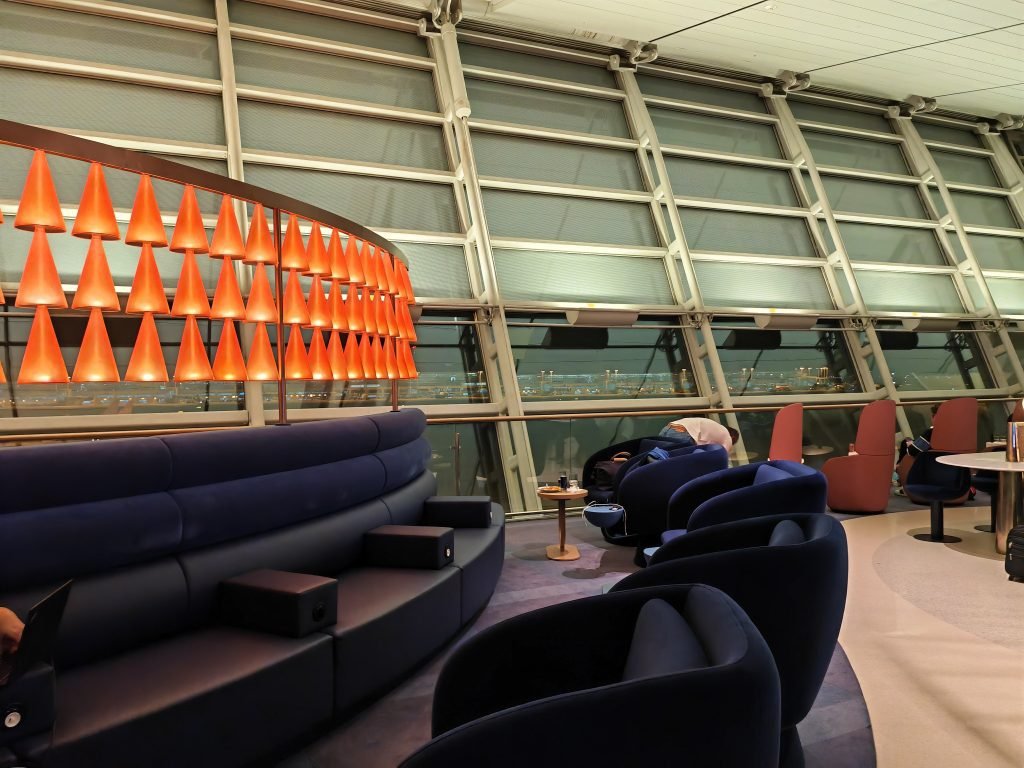 World's First: Oneworld Lounge Seoul Review (ICN) - Wander Up Front